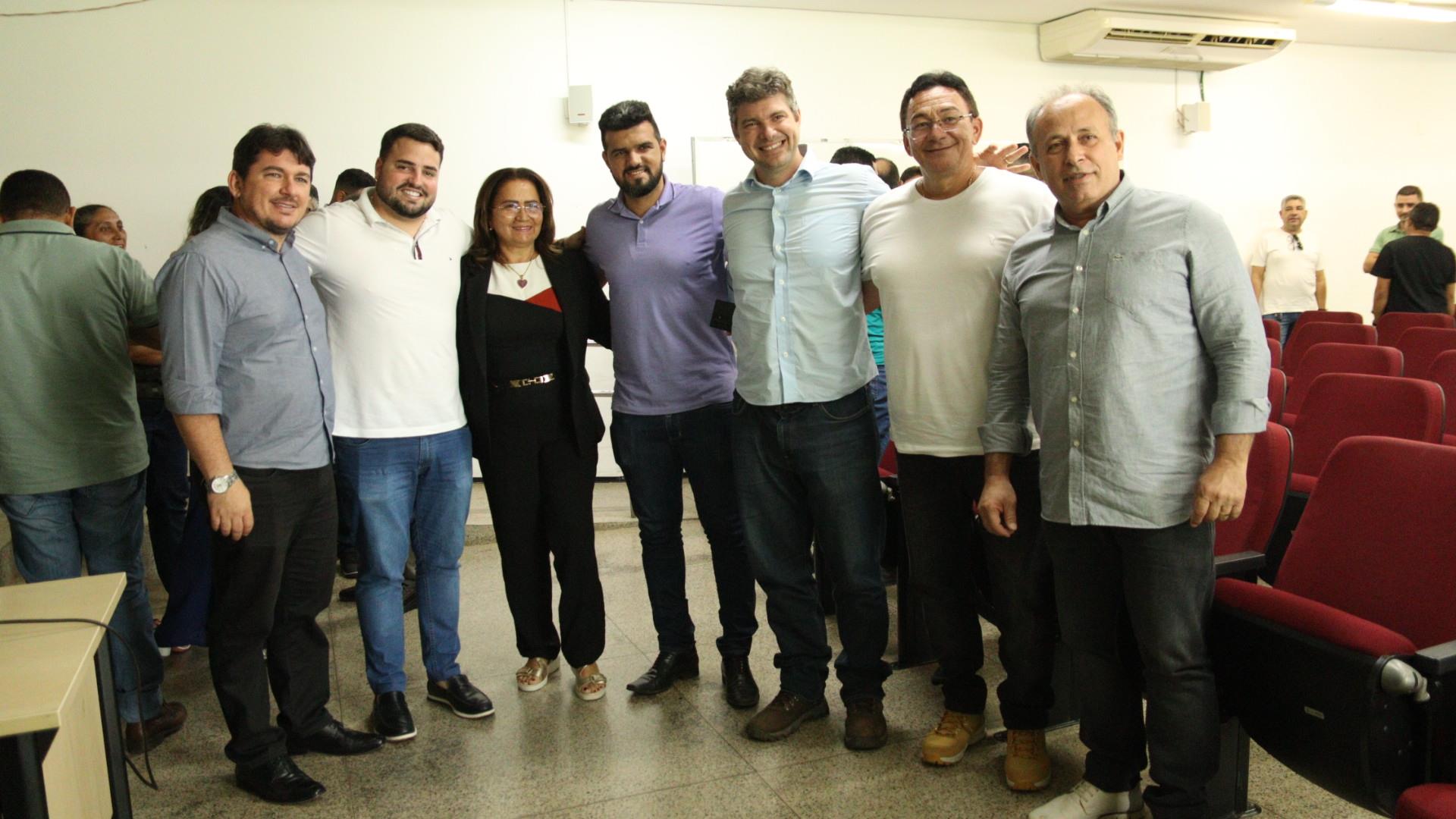 Prefeitos do Vale do Sambito se reúnem para resolver a problemática do ...